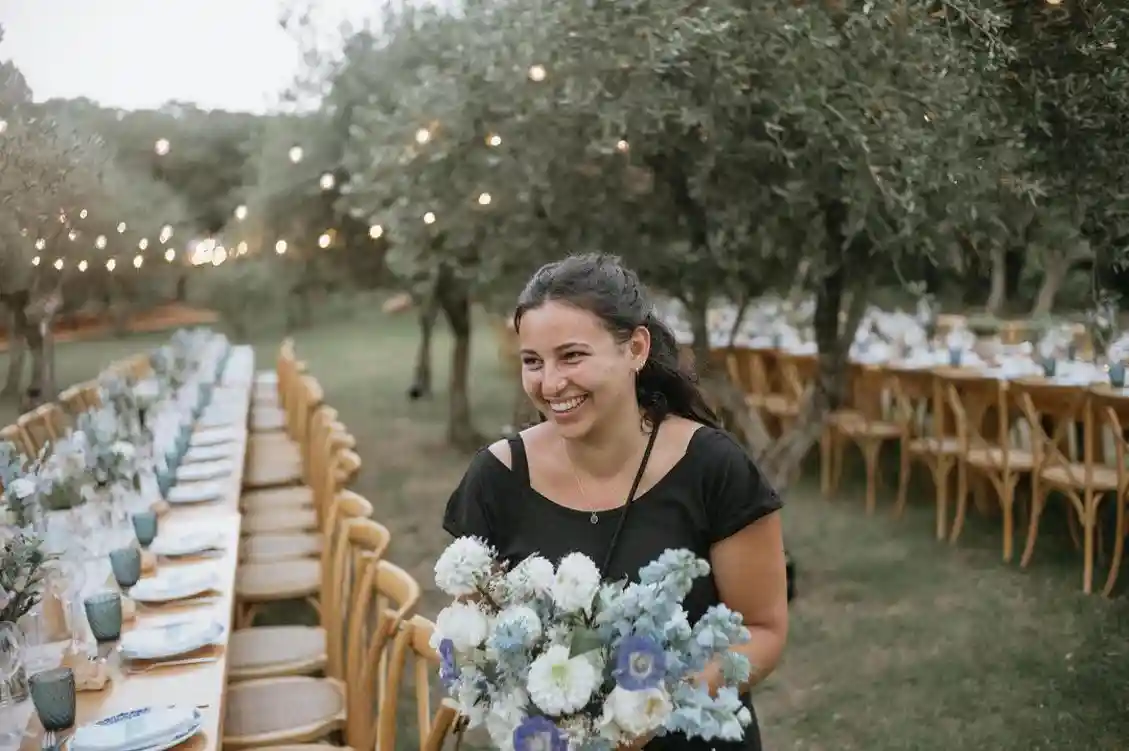 Stage wedding planner